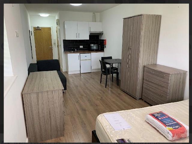 Burnside Road, Chadwell Heath RM8, Studio to rent, £1,050 pcm | PrimeLocation