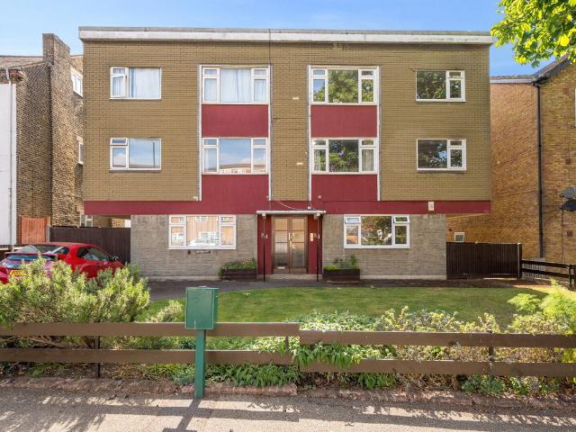 Burnt Ash Hill, London SE12, 1 bed flat to rent, £1,400 pcm | PrimeLocation