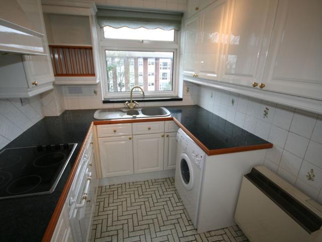 Burnt Ash Hill, London SE12, Studio to rent, £1,150 pcm | PrimeLocation