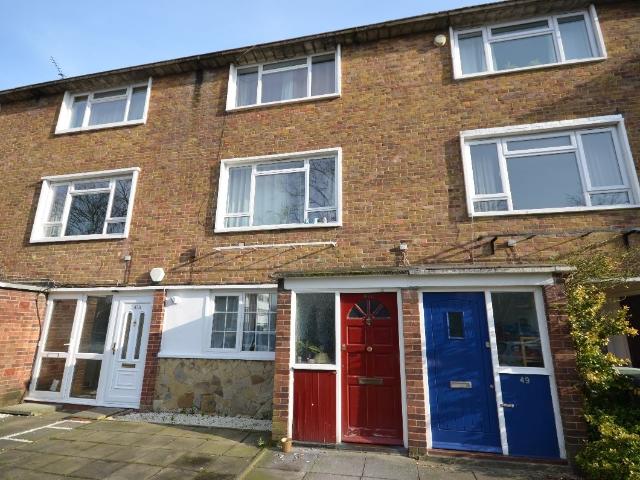 Burnt Ash Road, London SE12, 2 bed maisonette to rent, £1,850 pcm | PrimeLocation