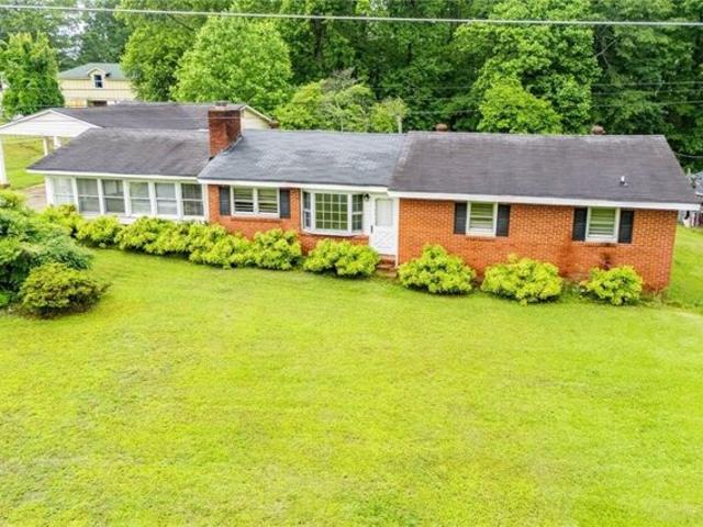 Burnt Hickory Rd, Powder Springs, Home For Sale