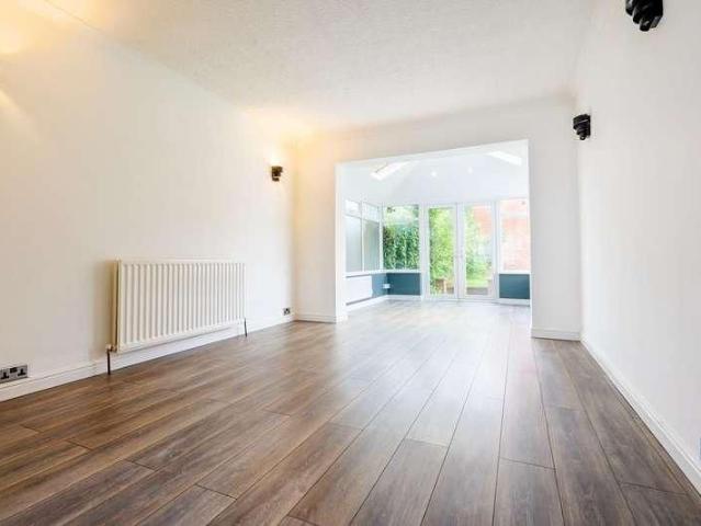 Burnt House Road, Monkseaton, NE25