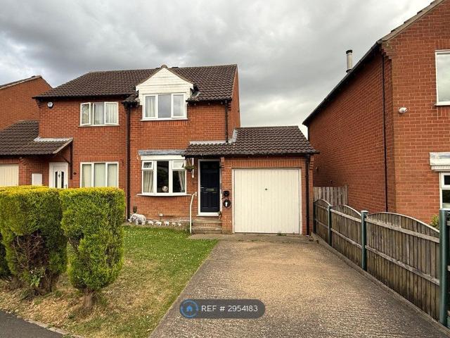 Burr Tree Garth, Leeds LS15, 2 bed semi detached house to rent, £1,195 pcm | PrimeLocation