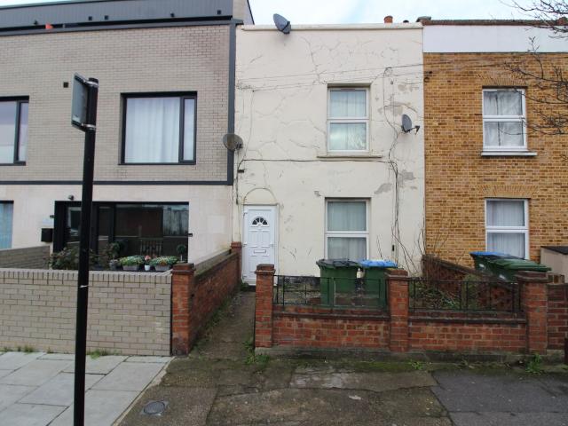 Burrage Place, London SE18, Studio to rent, £1,200 pcm | PrimeLocation