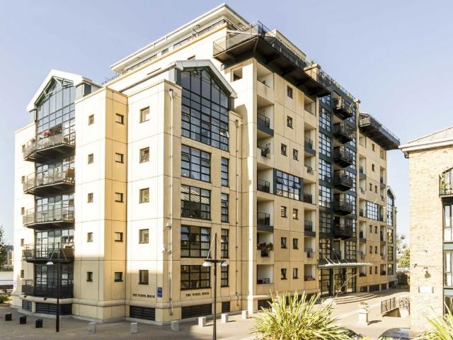 Burrells Wharf Square, Canary Wharf E14, 1 bed flat to rent, £1,900 pcm | PrimeLocation