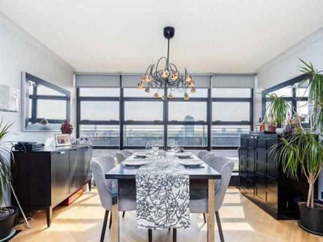 Burrells Wharf Square, London, 2 Bedroom Penthouse