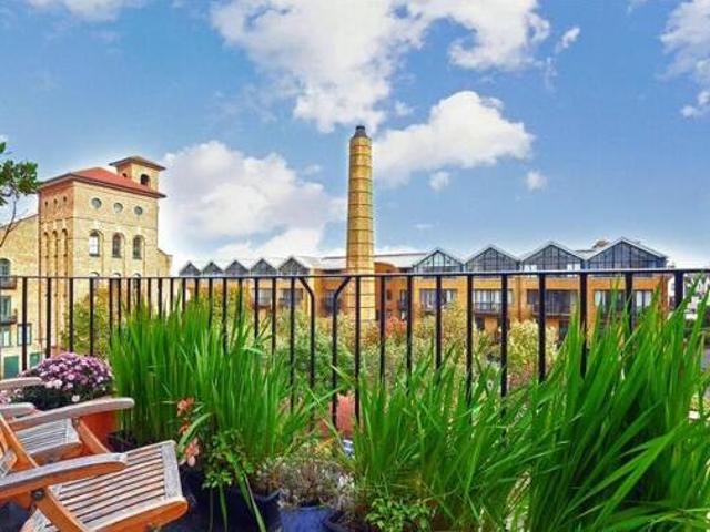 Burrells Wharf Square, Taffrail House, Isle Of Dogs, 3 Bedroom Apartment