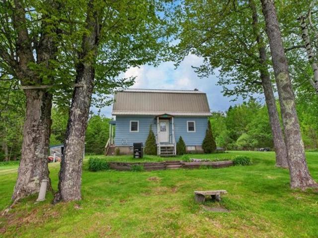Burrington Hill Rd, Whitingham, Home For Sale