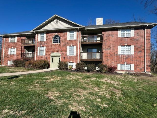 BURROAK 1 Bedroom Apartment for Rent at 3403 Nw Duncan Rd, Blue Springs, MO 64015