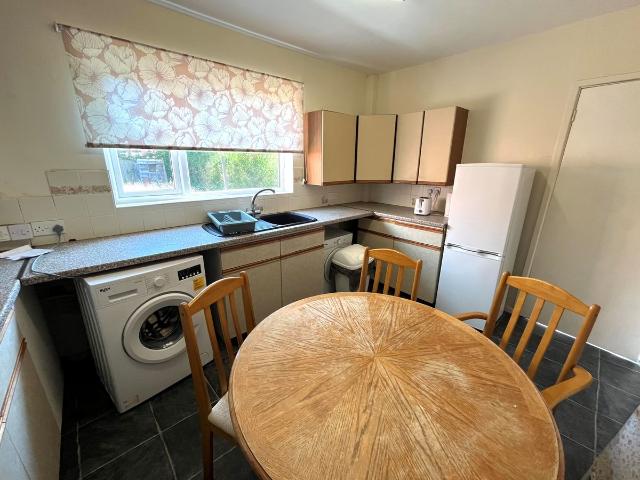 Burrows Avenue, Beeston, Nottingham NG9, 3 bed property to rent, £1,050 pcm | PrimeLocation