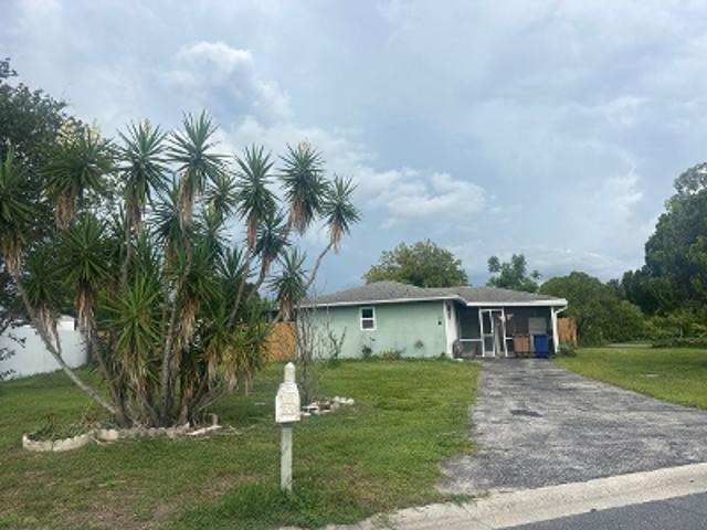 Burrstone Ave