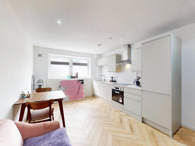 Burslem Street, London E1, 1 bed flat to rent, £1,800 pcm | PrimeLocation