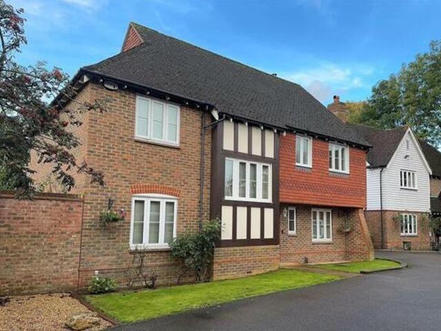 Busbridge Close, East Malling, 4 Bedroom Detached