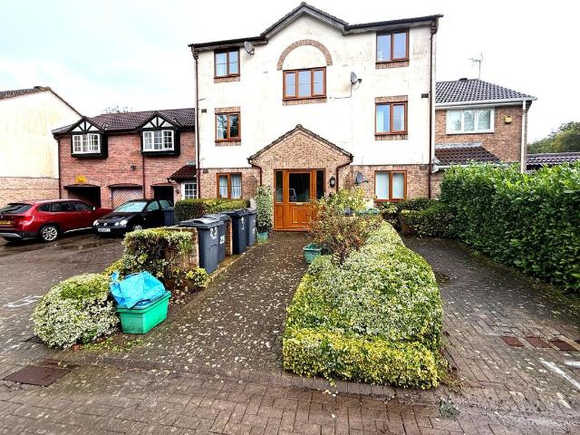 Buscombe Gardens, Hucclecote GL3, 1 bed flat to rent, £875 pcm | PrimeLocation