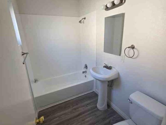 Bush Apartments 417 1 Bedroom Apartment for Rent at 417 N Bush St, Anaheim, CA 92805 The Colony