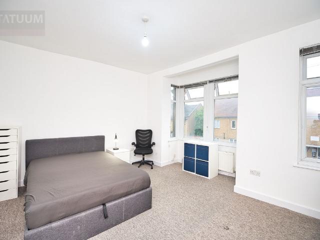 Bushey Road, East Ham, London, London E13, 2 bed maisonette to rent, £1,650 pcm | PrimeLocation