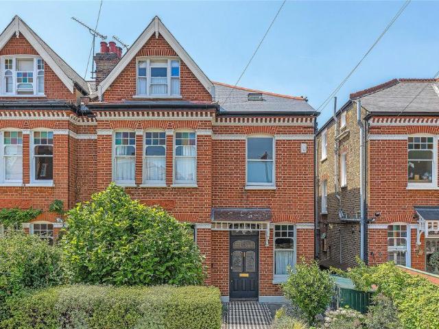 Bushnell Road, London, SW17 5 bed semi detached house to rent £8,250 pcm £1,904 pw