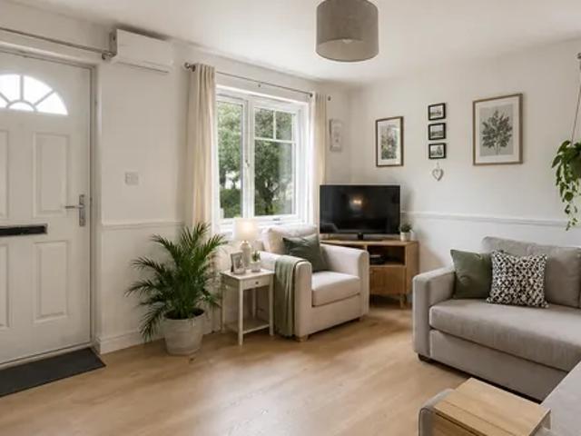 Bushwood Drive, London, SE1 5RE, United Kingdom | 2 bed house for rent #167599214 | Rentberry