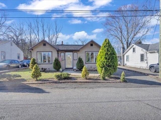 Bushwick Ln, West Milford, Home For Sale