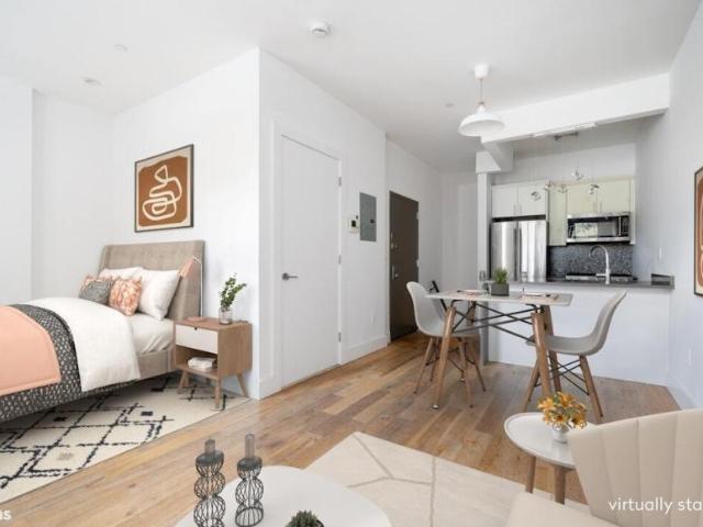 Bushwick NY LS102245870