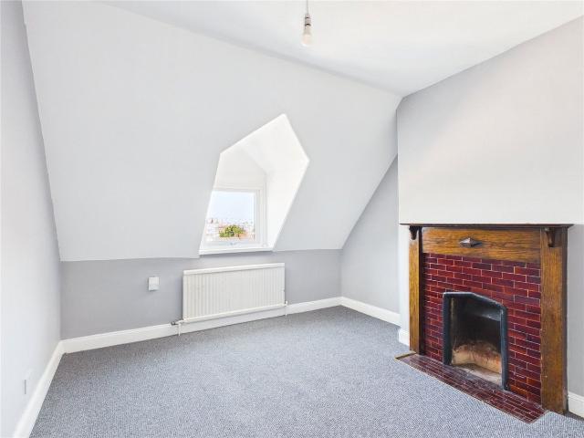 Bushy Park, Totterdown, Bristol BS4, 2 bed flat to rent, £1,400 pcm | PrimeLocation