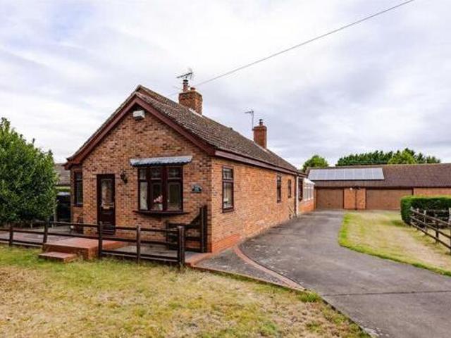 Butterwick Road, Messingham, 2 Bedroom Detached