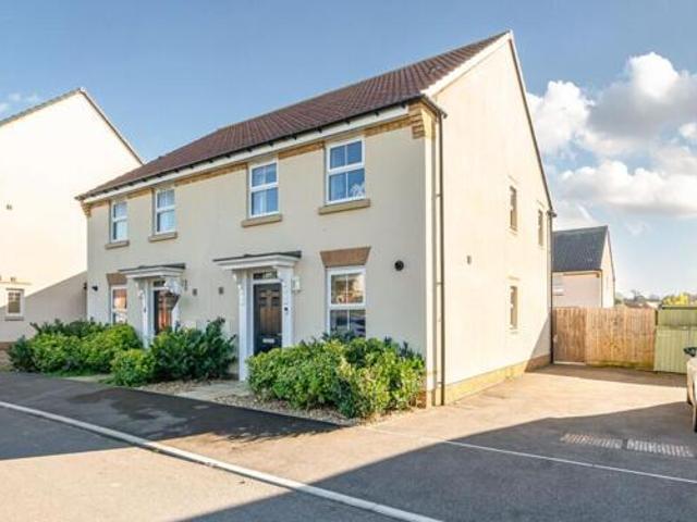 Buttercup Road, Thornbury, 3 Bedroom Semi detached