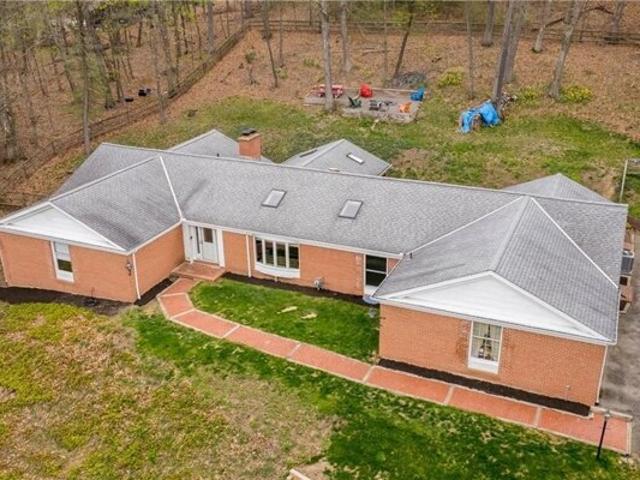 Buttermilk Ln, Bradfordwoods, Home For Sale