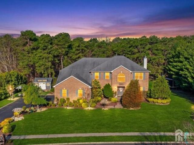 Butternut Ln, Monroe, Home For Sale