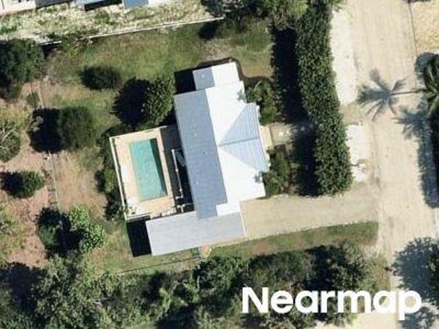 Buttonwood Ln