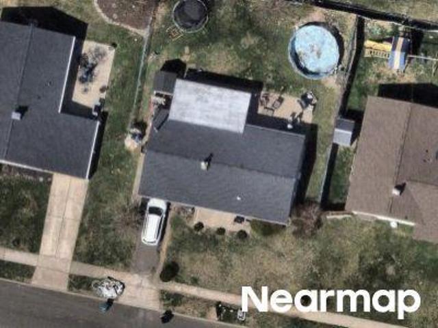 Buttonwood Ln