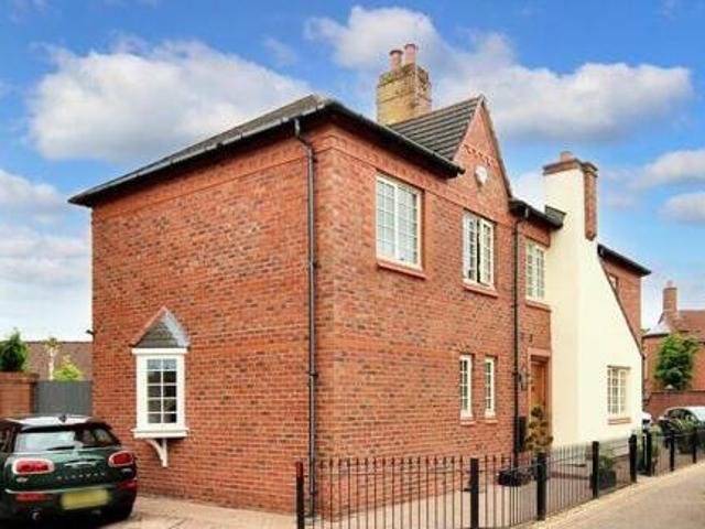 Butts Green, Westbrook, 4 Bedroom Link