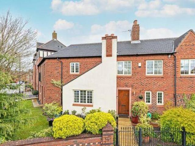 Butts Green, Westbrook, 4 Bedroom Terraced