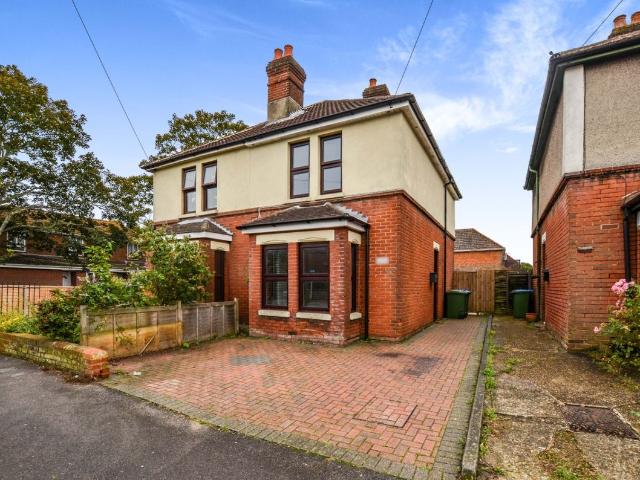 Butts Road, Sholing, Southampton SO19, 3 bed semi detached house to rent, £1,500 pcm | PrimeLocation