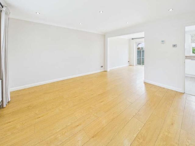 Butts Road, SO19