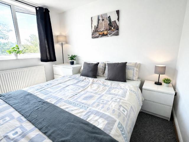Butts Road, Walsall WS4, Room to rent, £563 pcm | PrimeLocation