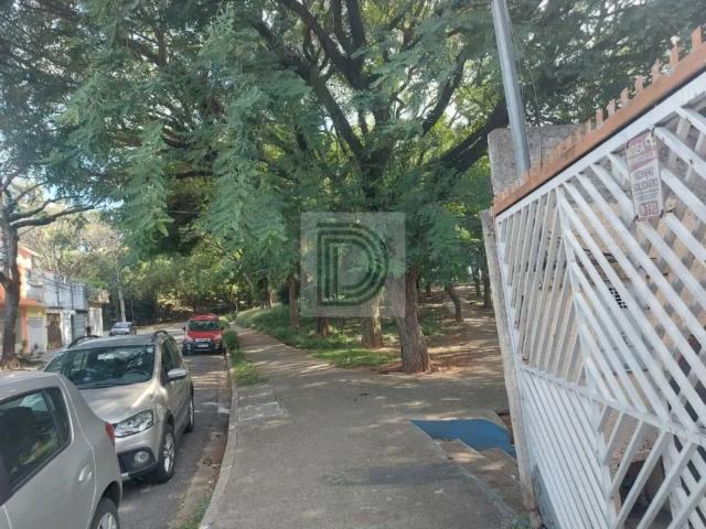 Butantã Jd. Ester Próximo a USP Metrô Vila Sônia quintal grande