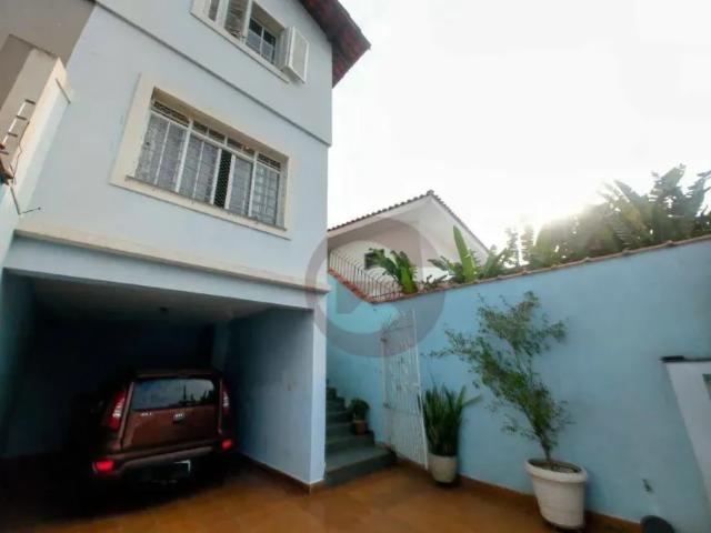 Butantã, sobrado com 03 vagas de garagem!
