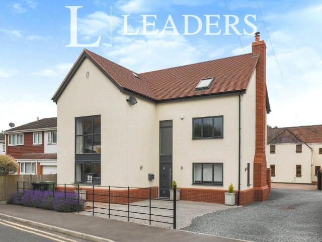 Butchers Walk, Fernhill Heath, WR3 4 bed house to rent £2,400 pcm £554 pw