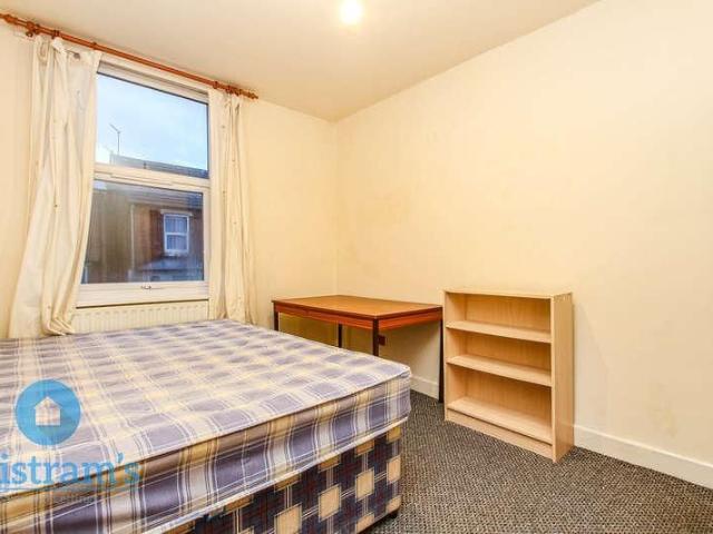 Bute Avenue, Lenton, NG7