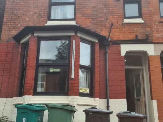 Bute Avenue, Nottingham NG7, 7 bed terraced house to rent, £542 pcm | PrimeLocation