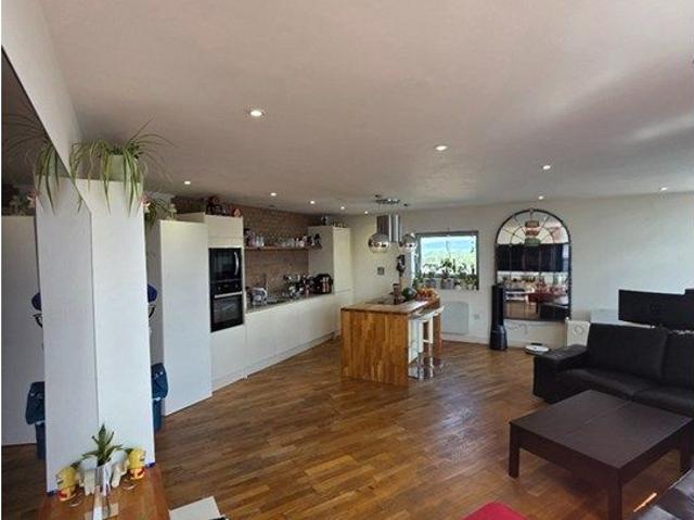 Bute Terrace, Cardiff CF10, 3 bed flat to rent, £2,450 pcm | PrimeLocation