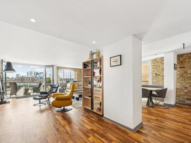 Butlers Wharf Building, Shad Thames, 2 Bedroom Apartment