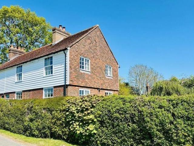 Buxted, Rosers Common, Uckfield, 3 Bedroom Semi detached