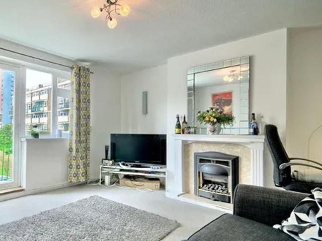 Buxton Court, Windsor Terrace, London, N1 7TN, United Kingdom | 3 bed apartment for rent #167257748 | Rentberry