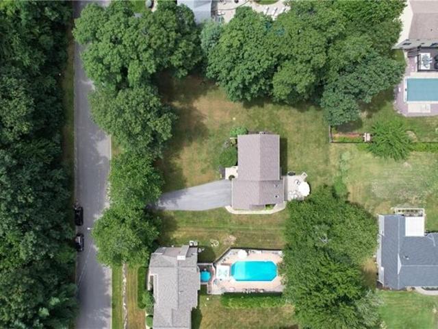 Buxton Dr, Cranston, Home For Sale