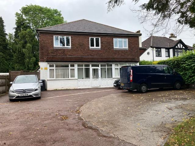 Buxton Lane, Caterham CR3, 1 bed property to rent, £900 pcm | PrimeLocation