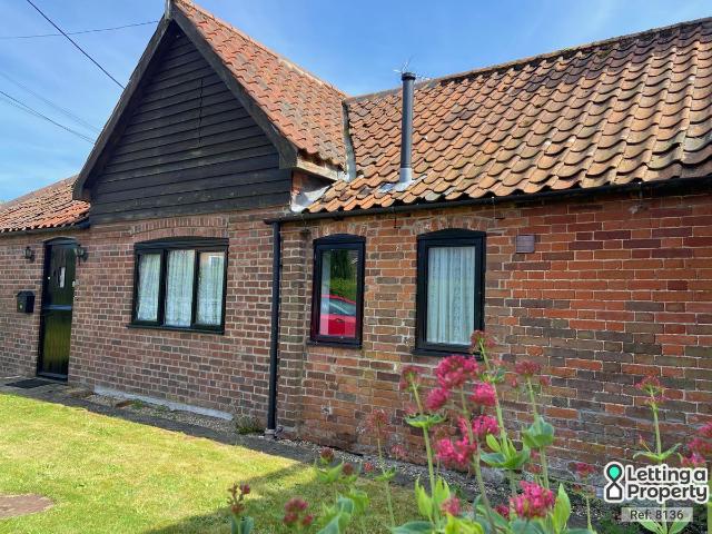 Buxton Road, Aylsham, Norwich, Norfolk NR11, 1 bed barn conversion to rent, £750 pcm | PrimeLocation