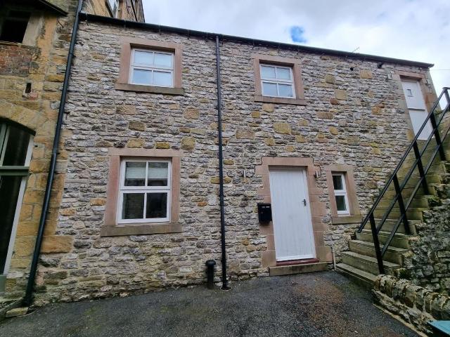 Buxton Road, Bakewell DE45, 2 bed property to rent, £1,100 pcm | PrimeLocation