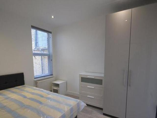 Buxton Road, London, House Share For